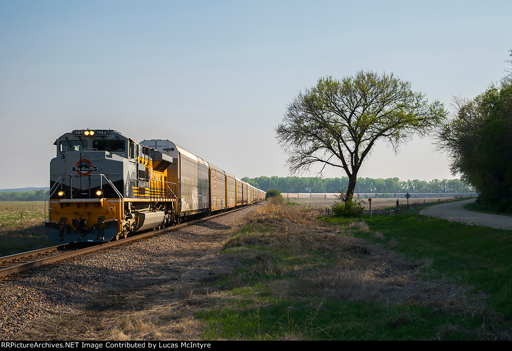 UP 1989 - DRGW Heritage Unit eastbound UP autorack train